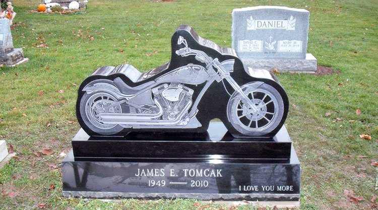 Monuments & Memorials | Western New York | Woodside Granite