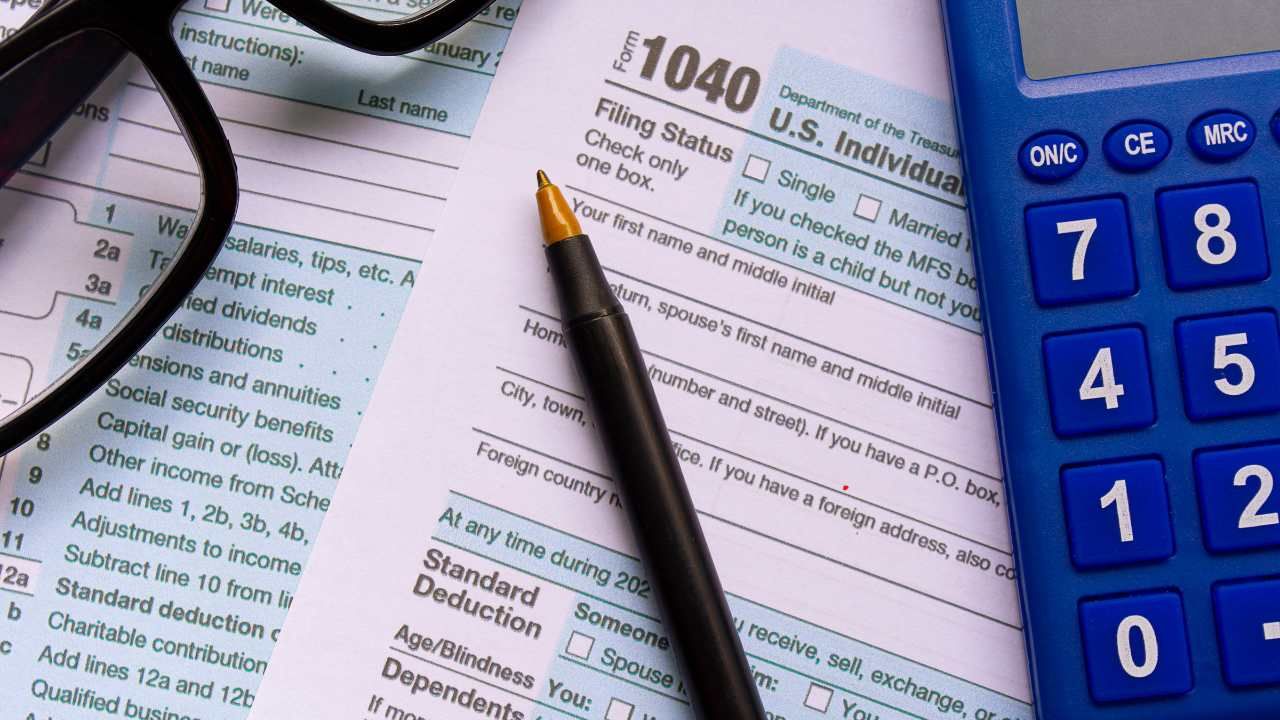 Income Tax Basics Explained: Beginner's Guide