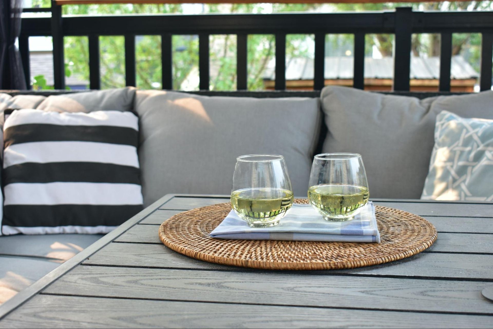 5 Reasons to Choose a Luxury Staycation for Your Next Vacation