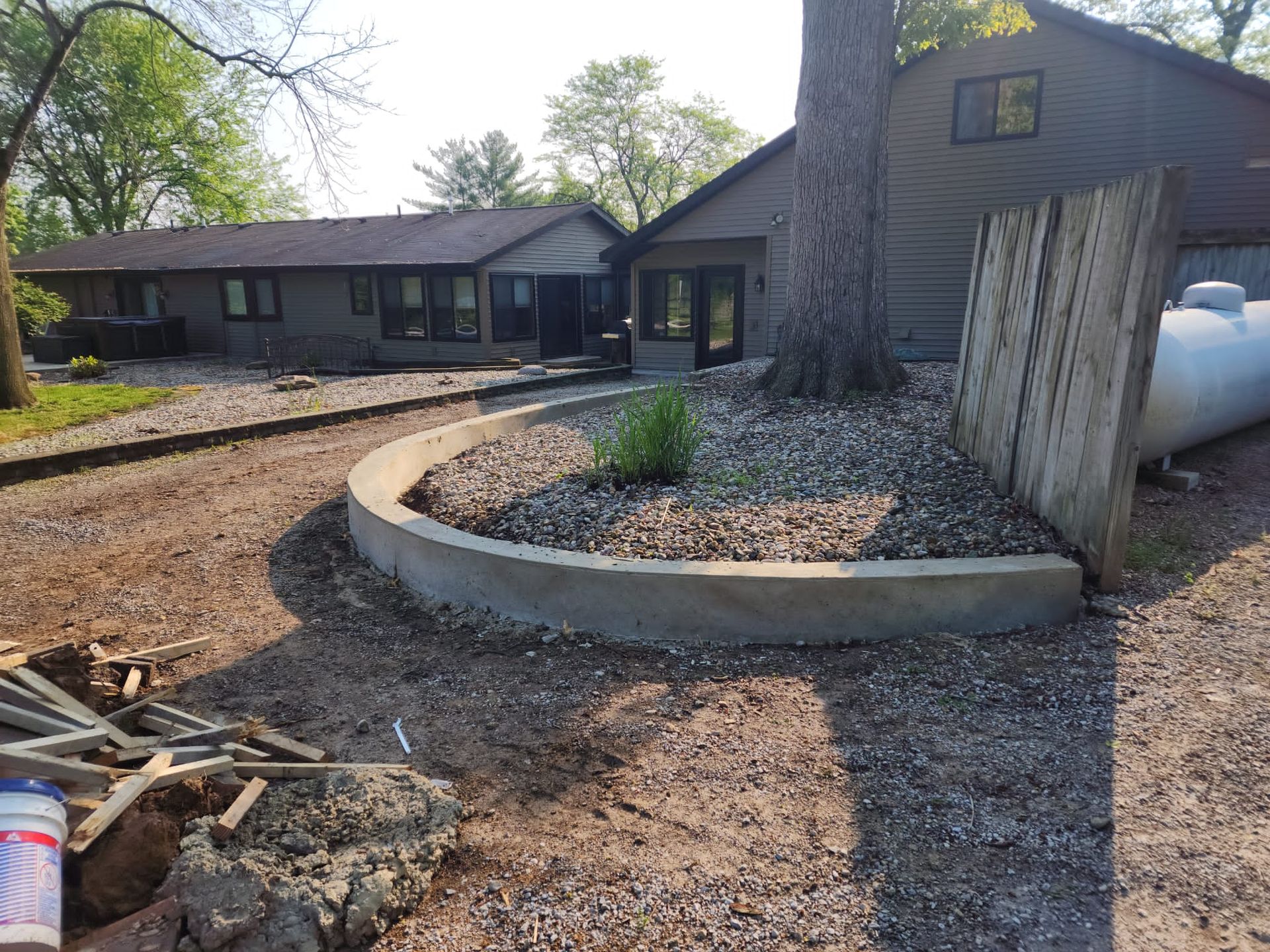 Concrete Driveways Fort Wayne | Call (260) 348-6736