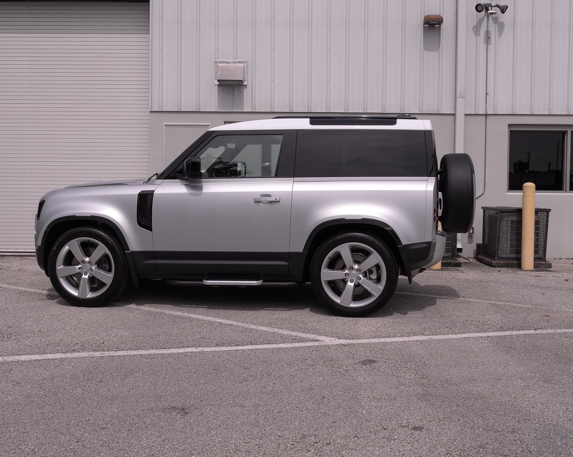 2021 Land Rover Defender 90 First Edition Stealth Restyling