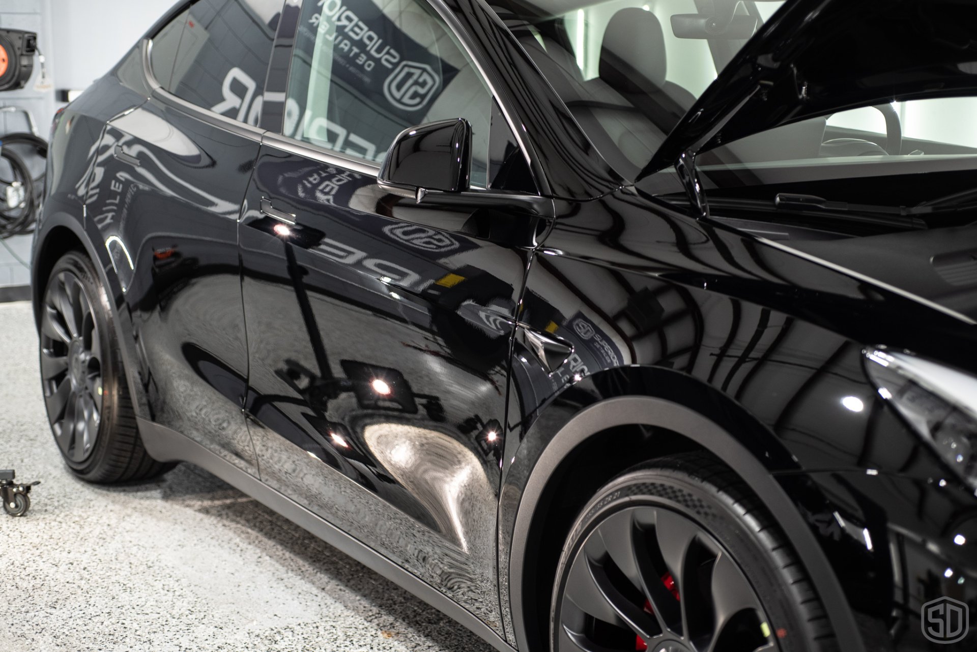 Tesla Model Y - Paint Correction, PPF, Modesta Glass coating