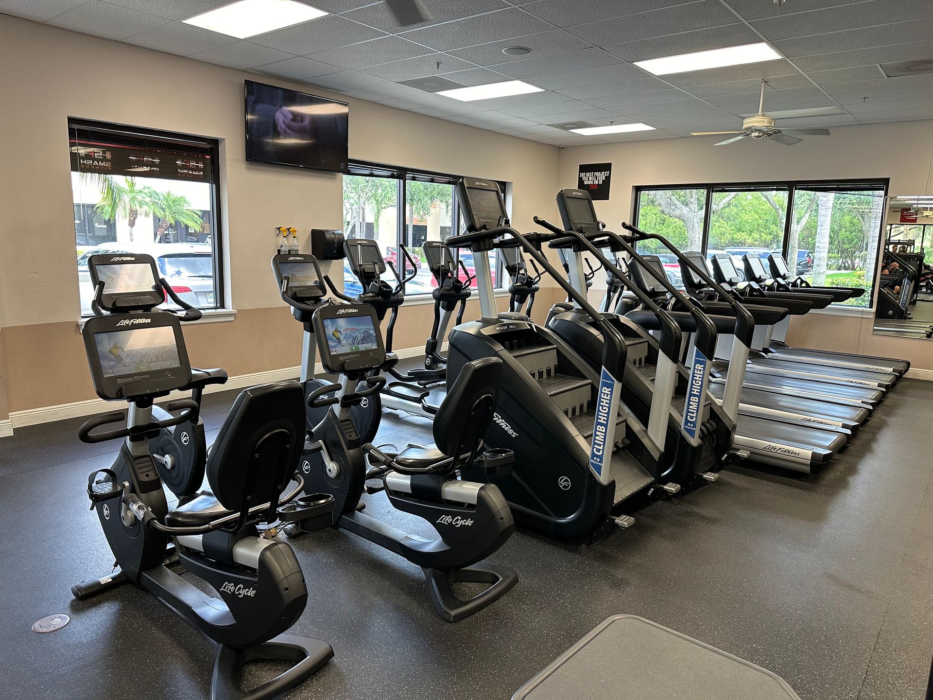 24 Hour Gym Access - Saunas, Personal Trainers & More | Ft Myers, FL ...