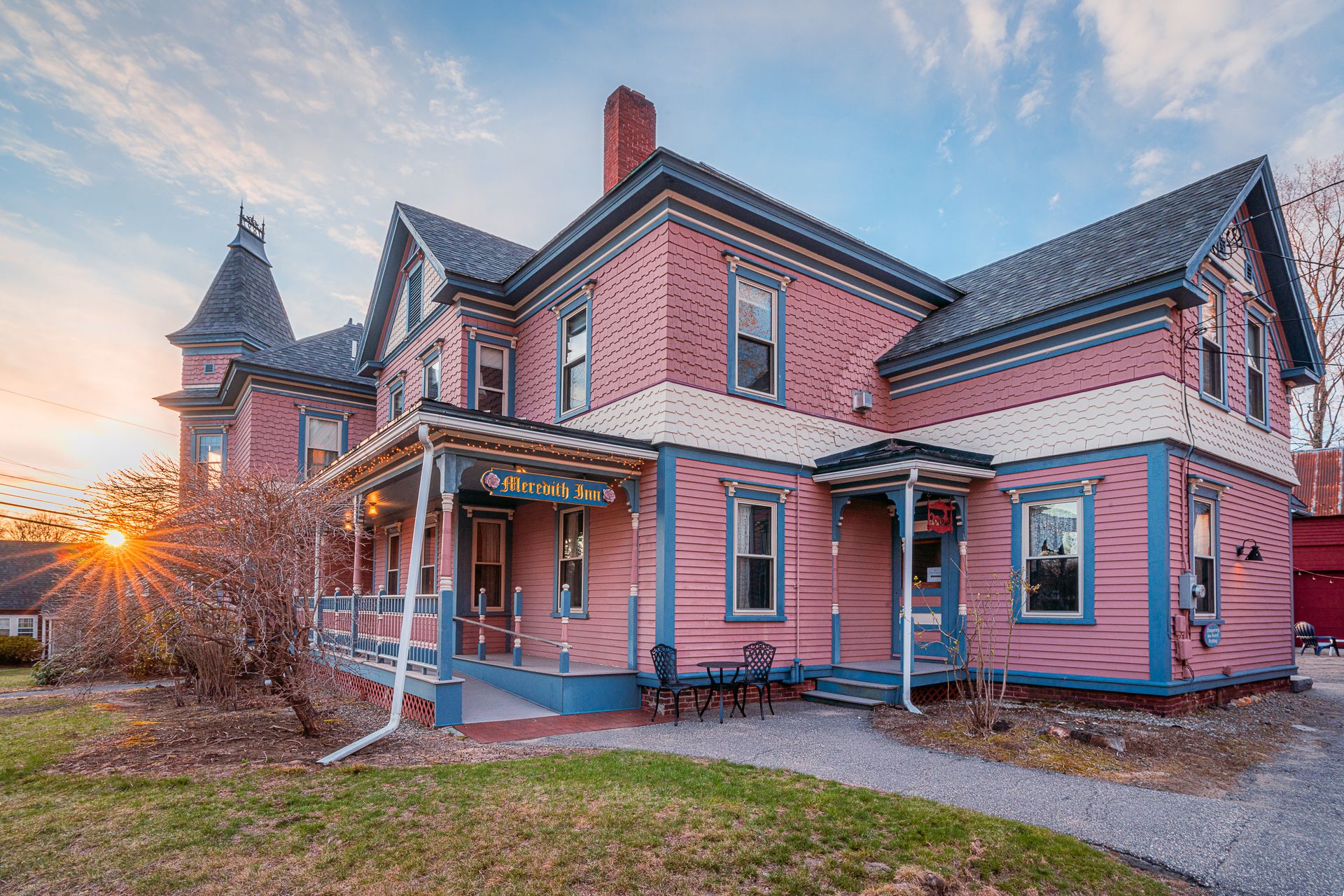 Photo & Video Gallery - The Meredith Inn