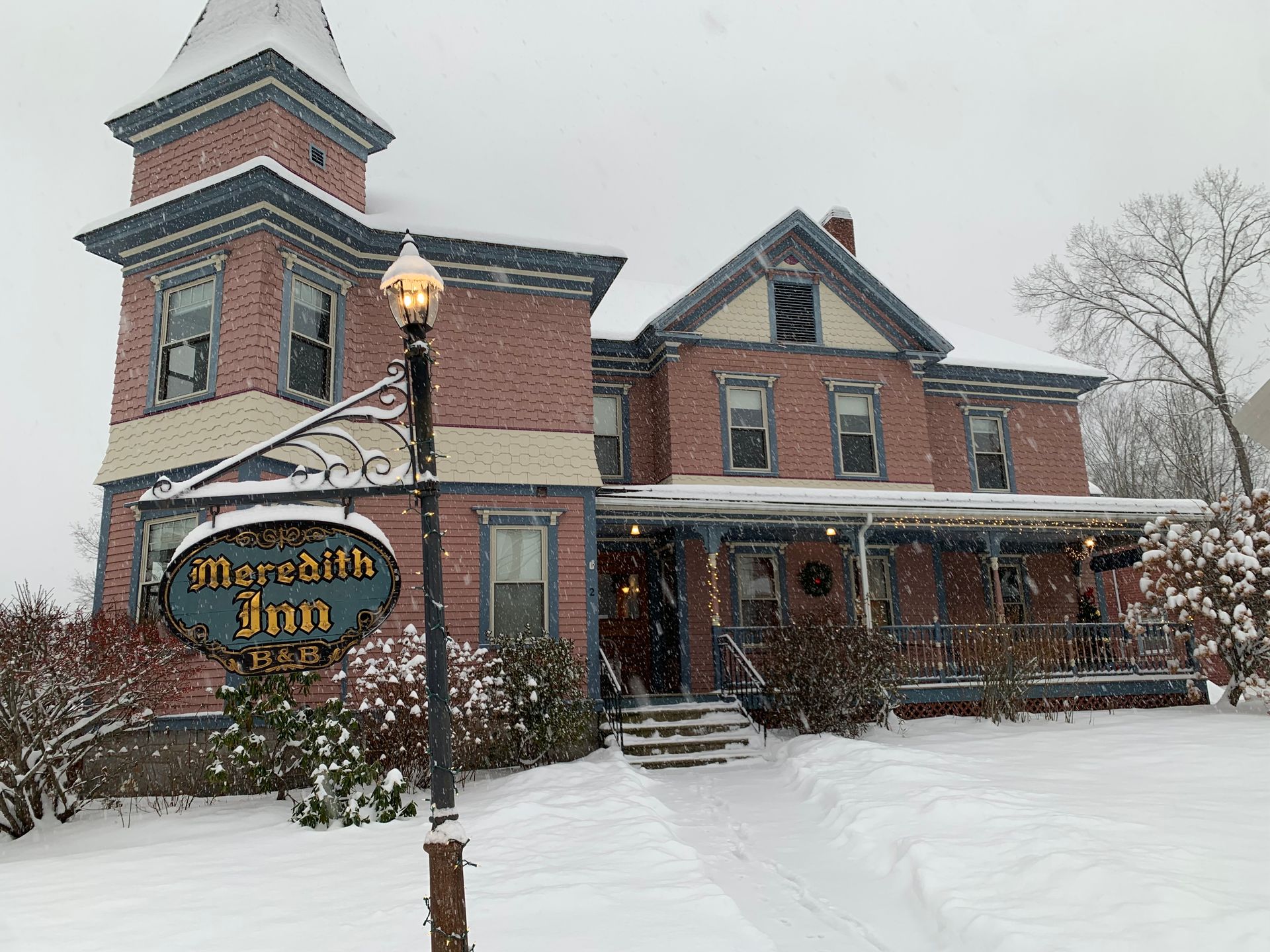 Photo & Video Gallery - The Meredith Inn