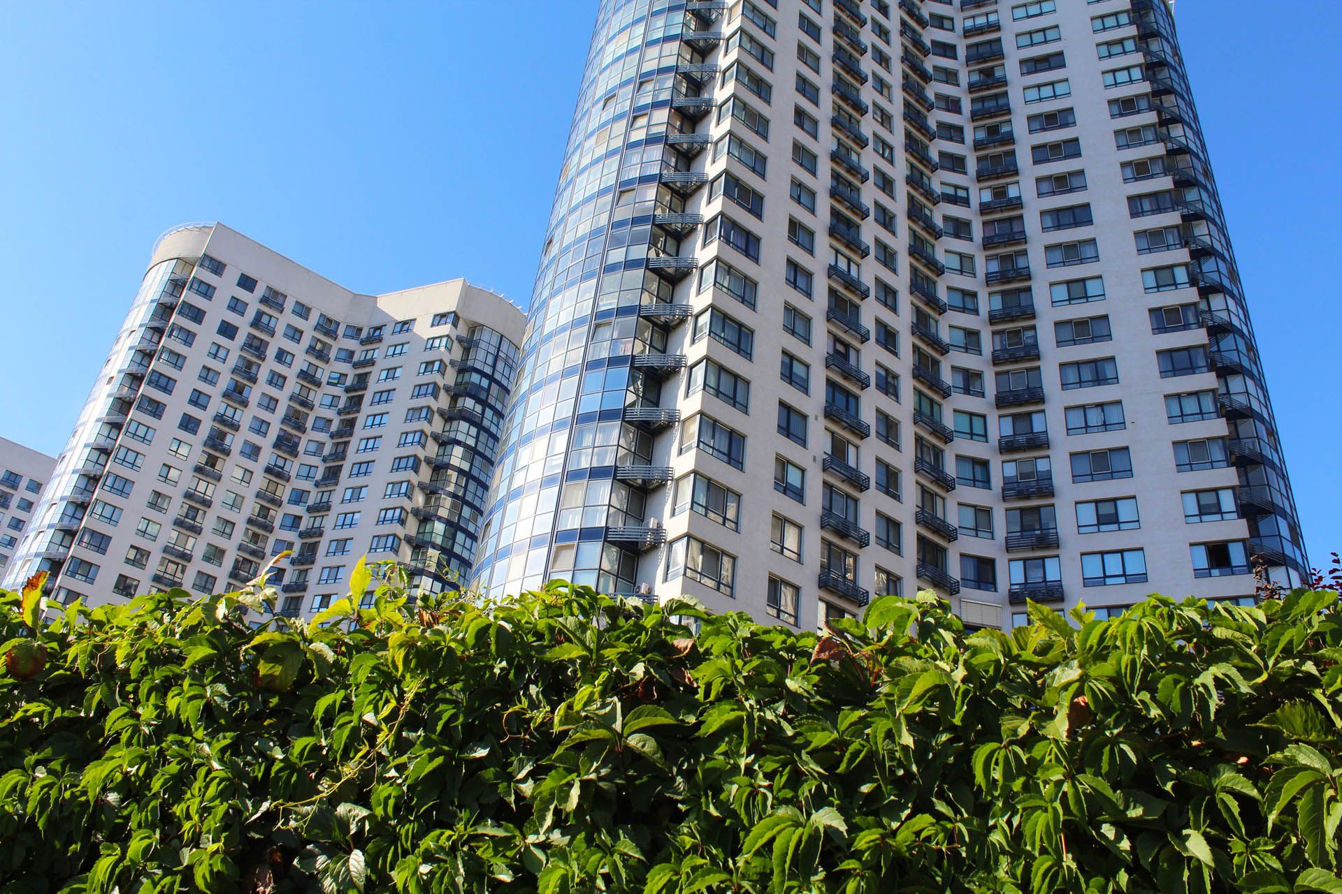 Overton Construction | Condo & HOA Renovation and Defect Experts