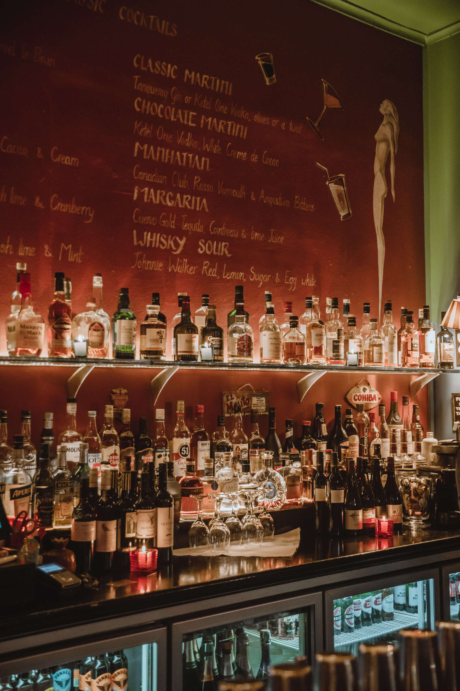 About Mos Bar