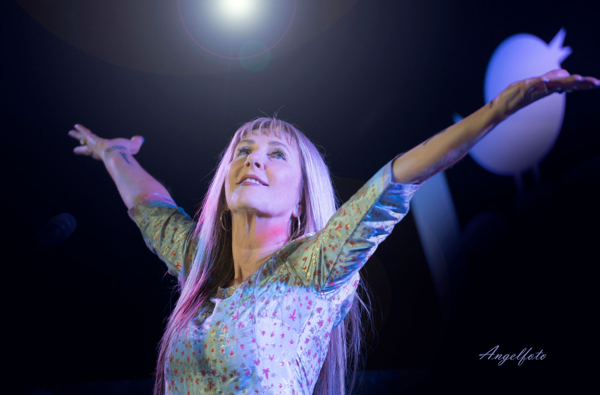 Nikki Nicholls Entertainer | Australia
