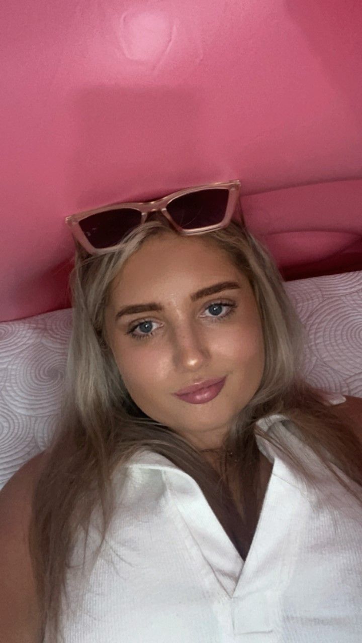 Michelle Whatley's Instagram, Twitter & Facebook on IDCrawl