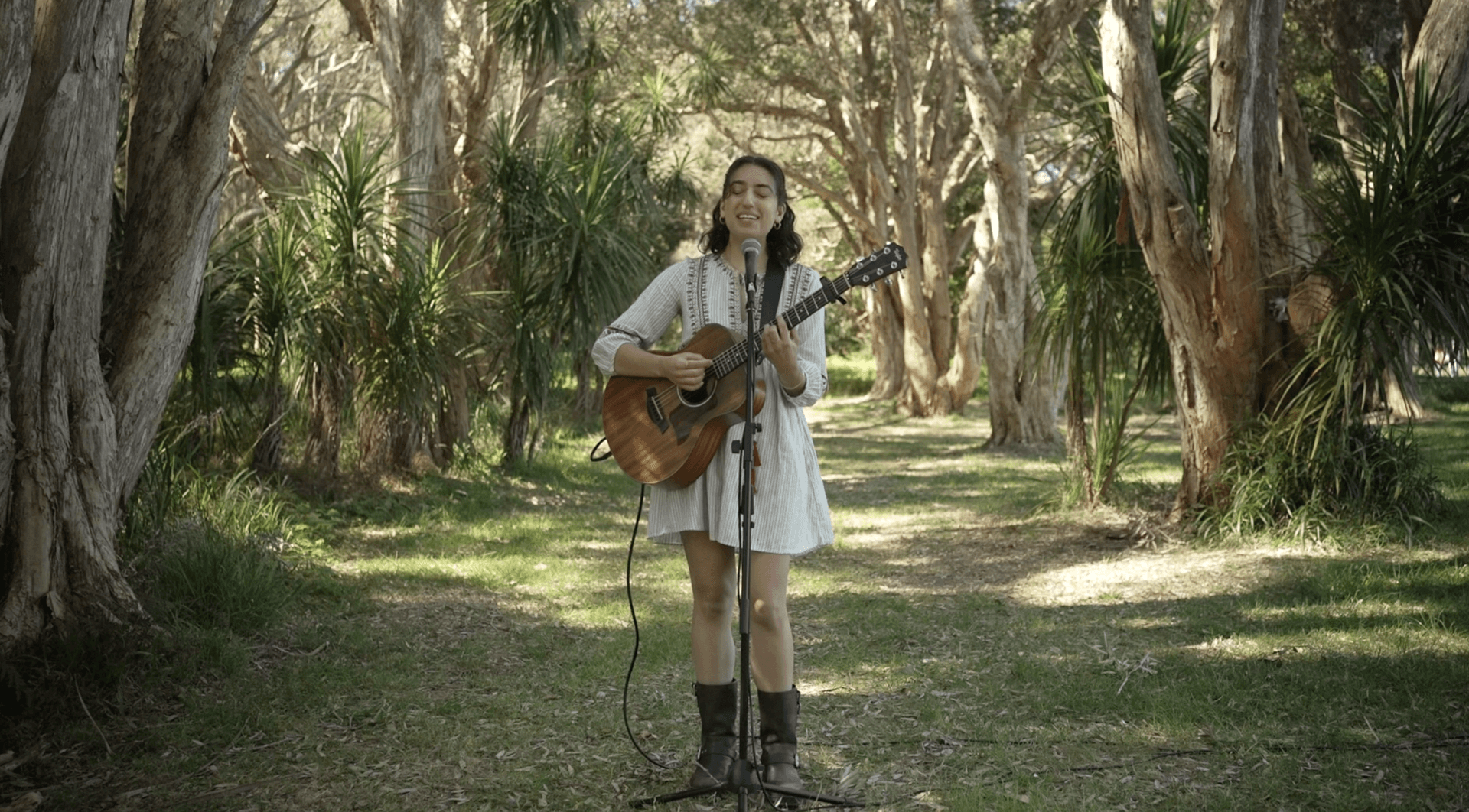 Acoustic Singer | Eloise | Sydney