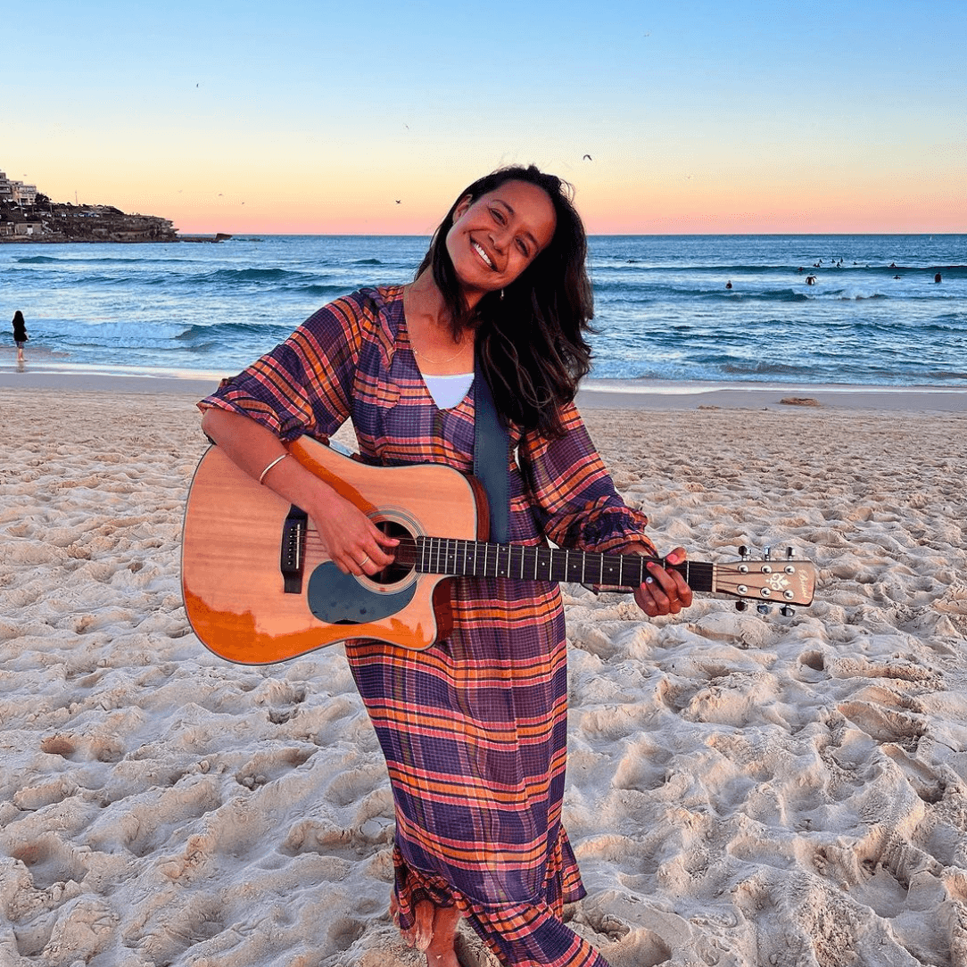 Acoustic Singer | Shulam | Sydney