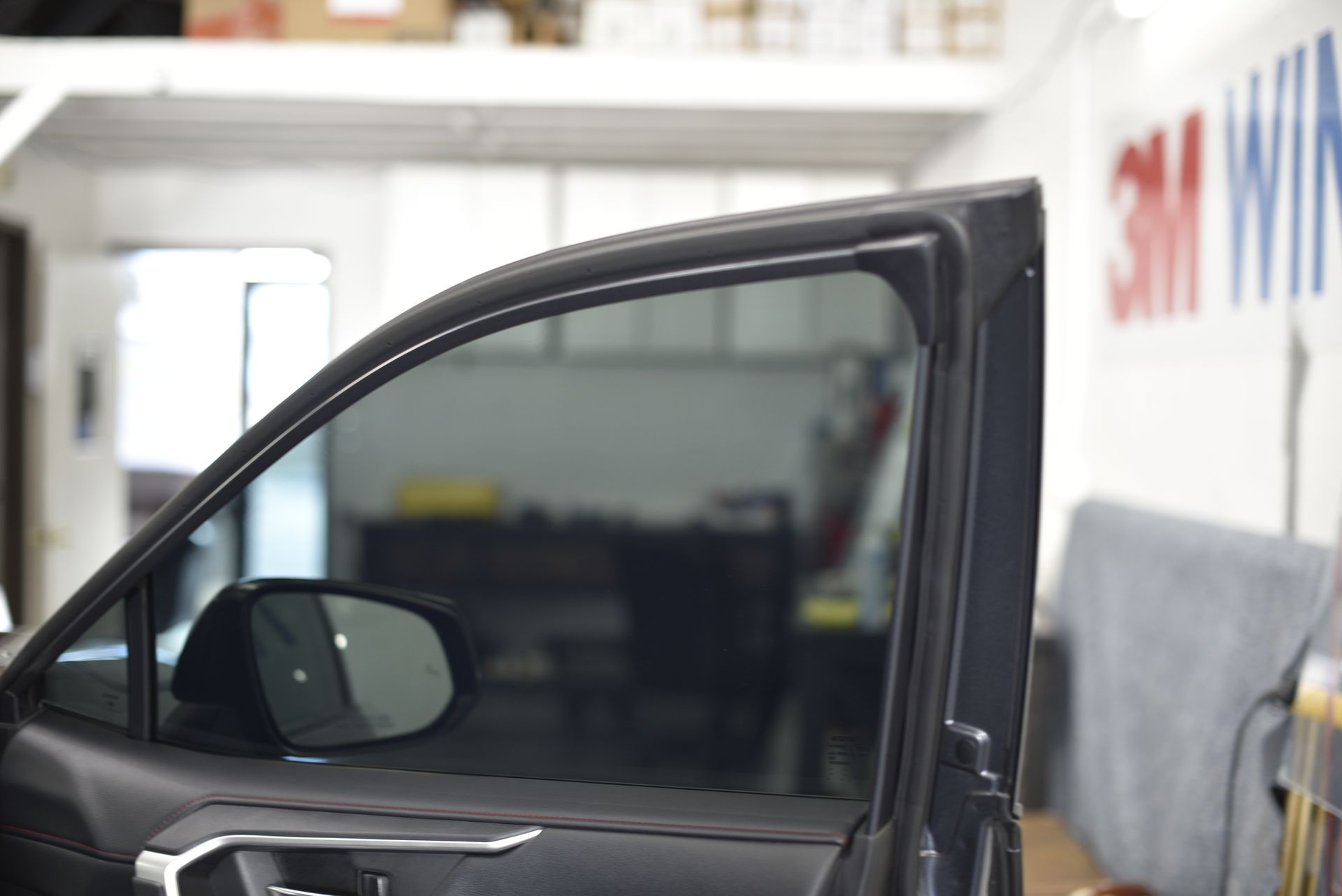 Automobile Window Tinting | Roman Tint | Rialto, CA