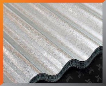 Lámina acanalada ondulada reforzada