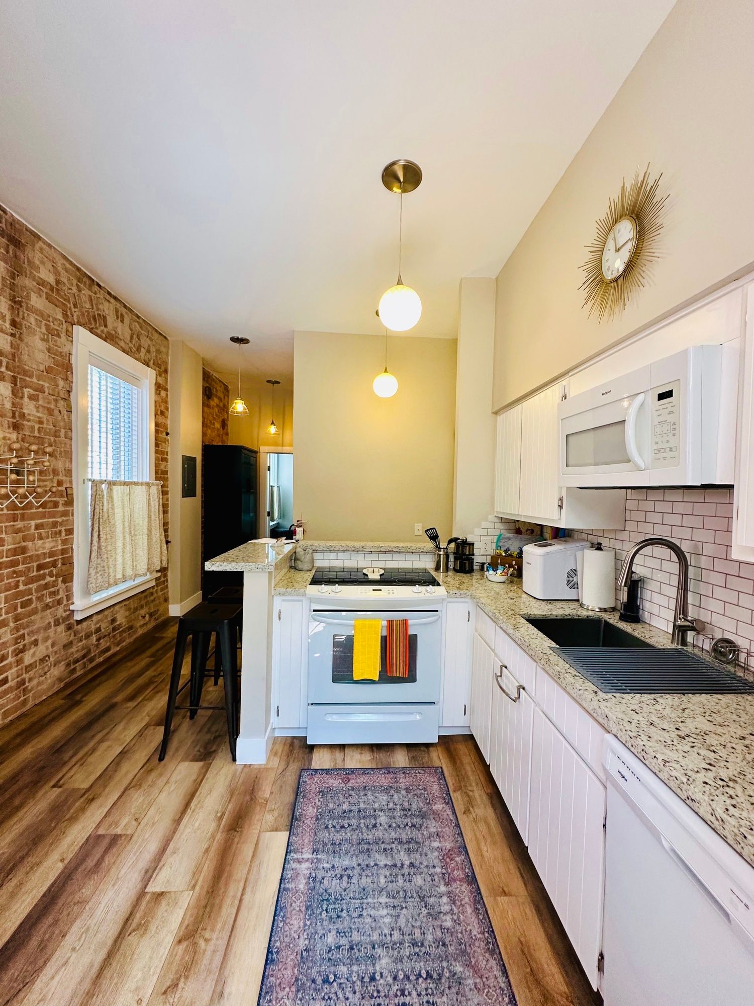 Bisbee Brownstone Suites | Gallery Slider | Book Now