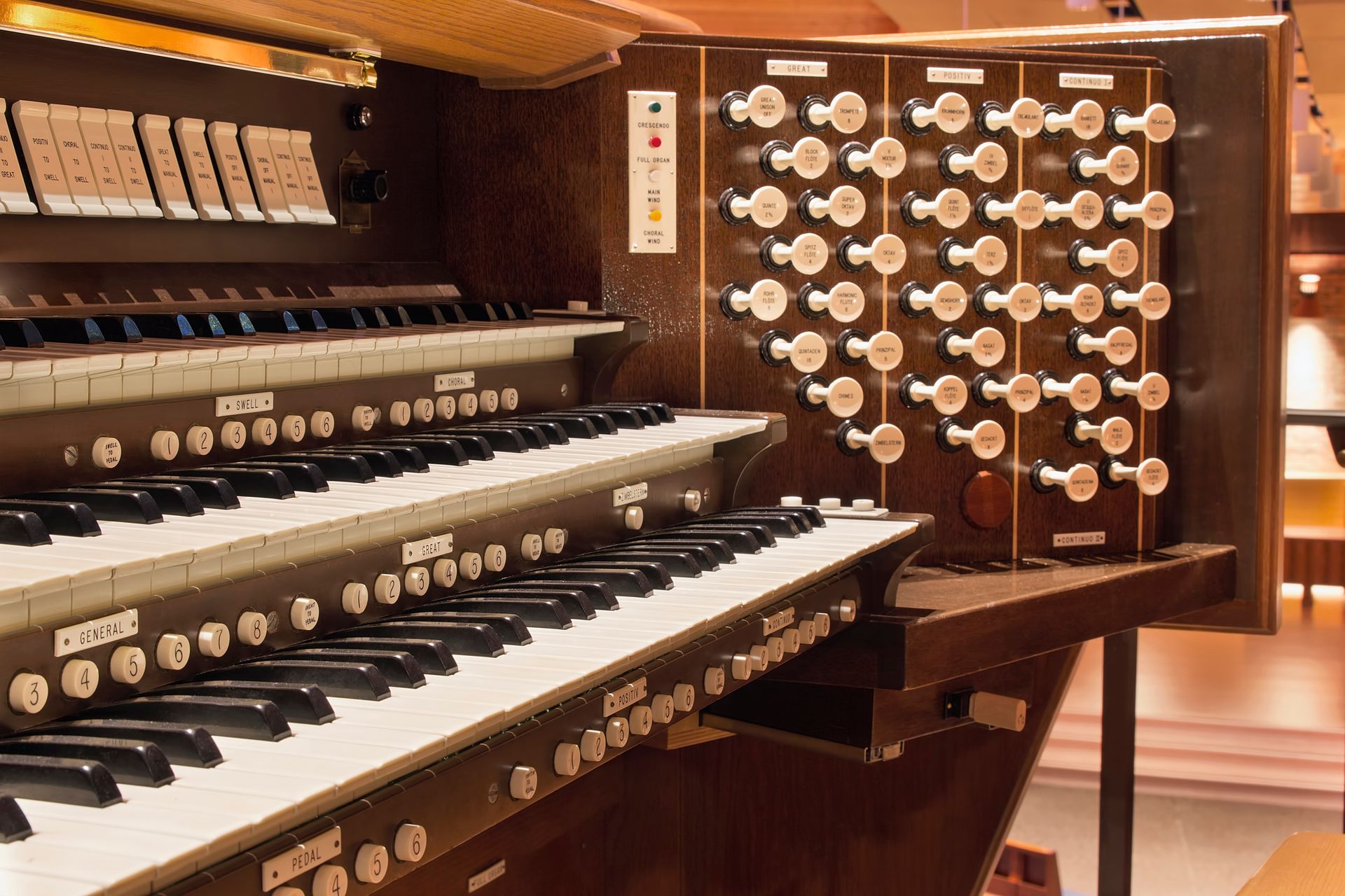 Lane Music | Piano & Guitar Store | Memphis, Nashville, Knoxville