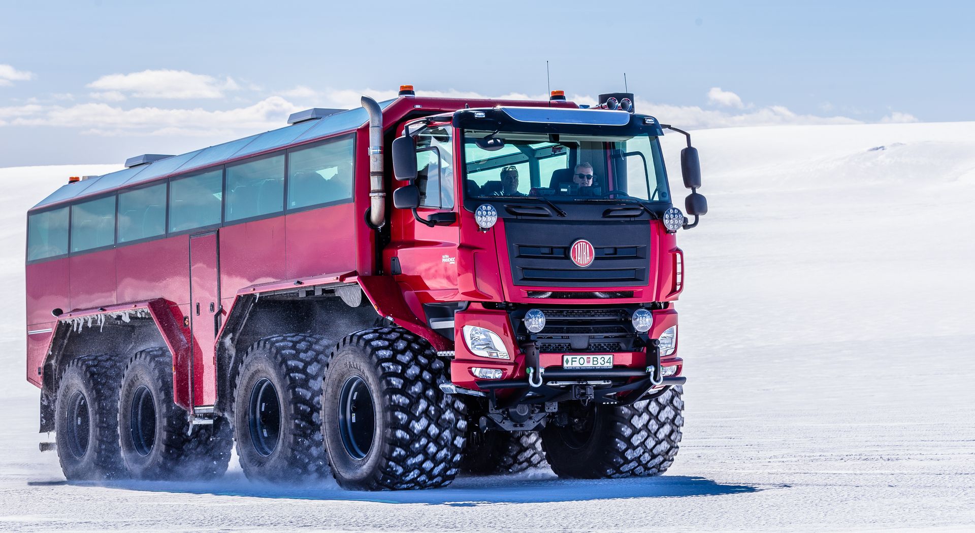What are the BIG cars in Iceland?