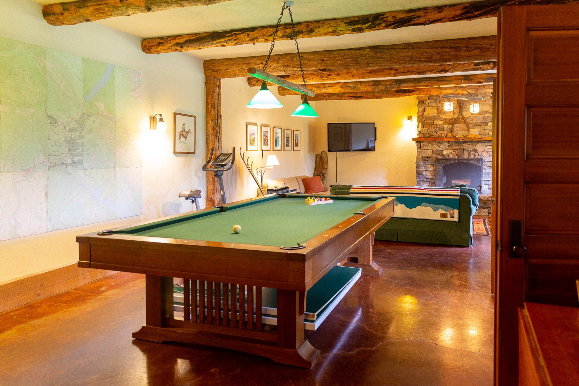 Private venue near Glacier Park for weddings, retreats & reunions