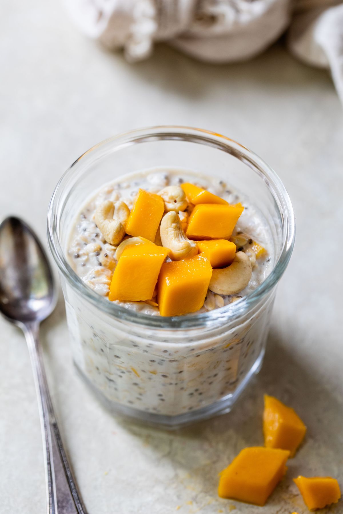 10 oz Overnight Oats: Mango Coconut