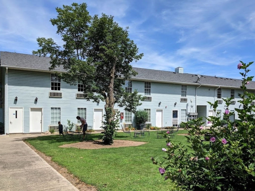 The Perry Holiday Hotel at Put-in-Bay