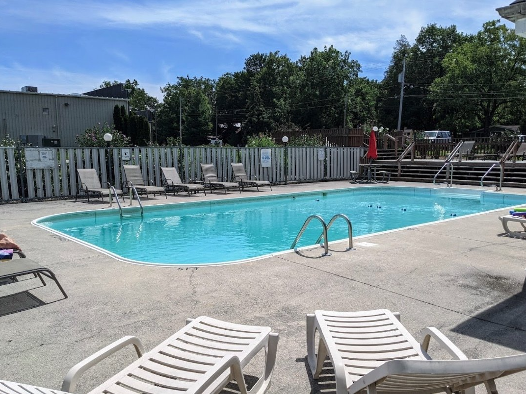 The Perry Holiday Hotel at Put-in-Bay