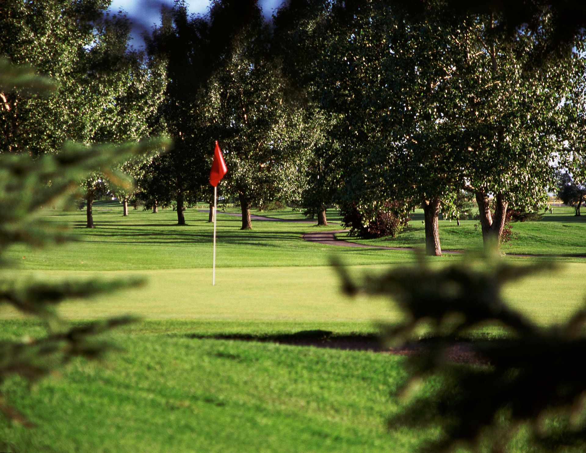 Golf Course in Calgary, AB | HeatherGlen Golf Course | Golf Calgary