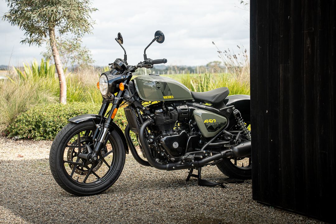 Cruising Through Yarra Valley on the Royal Enfield Shotgun 650