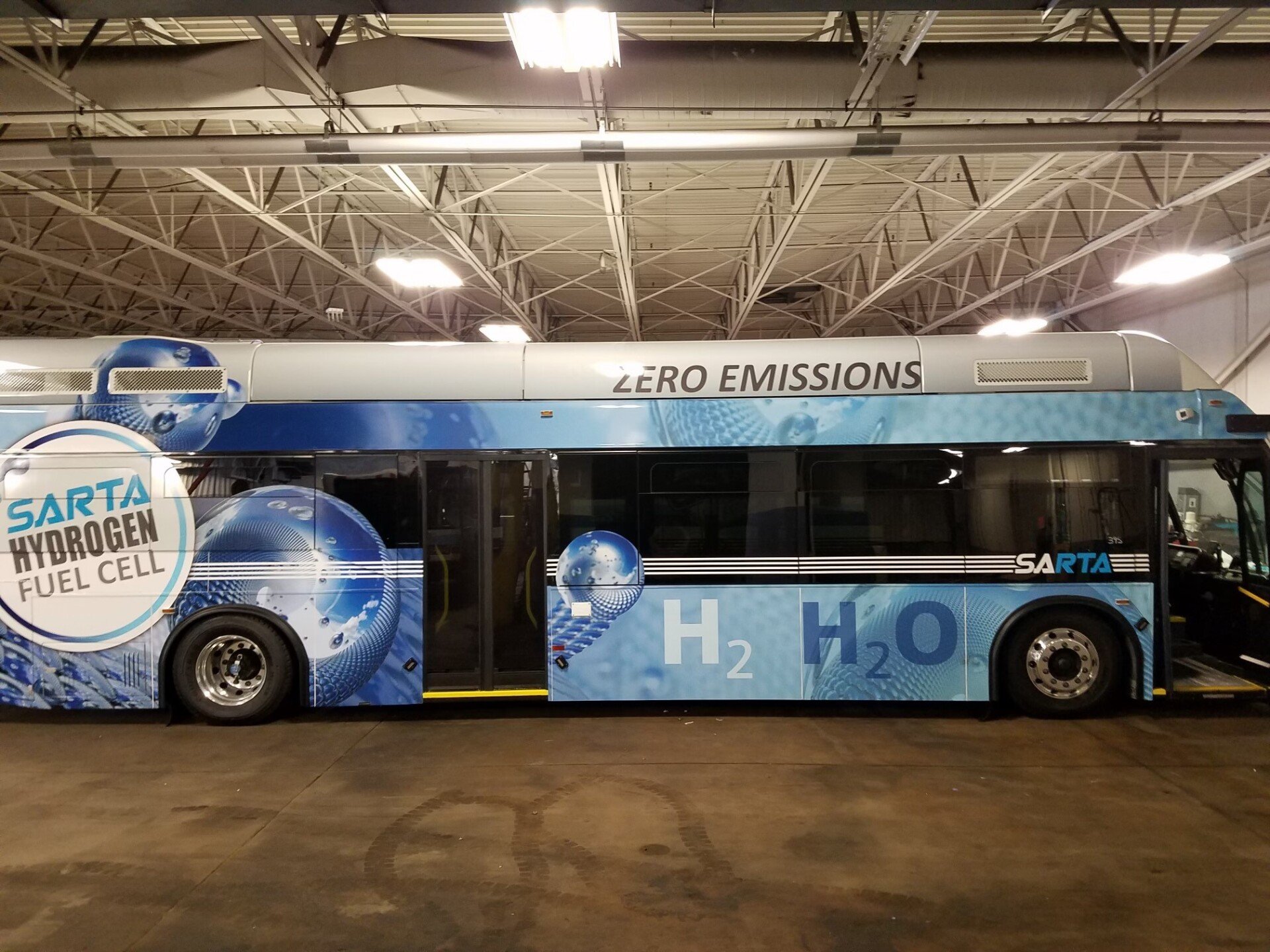 Bus Graphics, Custom Bus Wraps | Cleveland OH