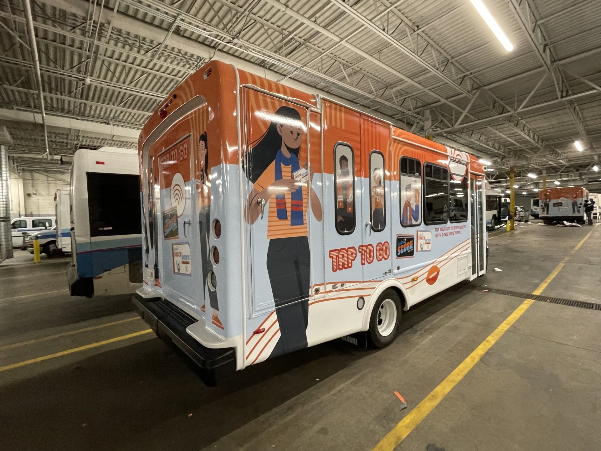 Bus Graphics, Custom Bus Wraps | Cleveland OH