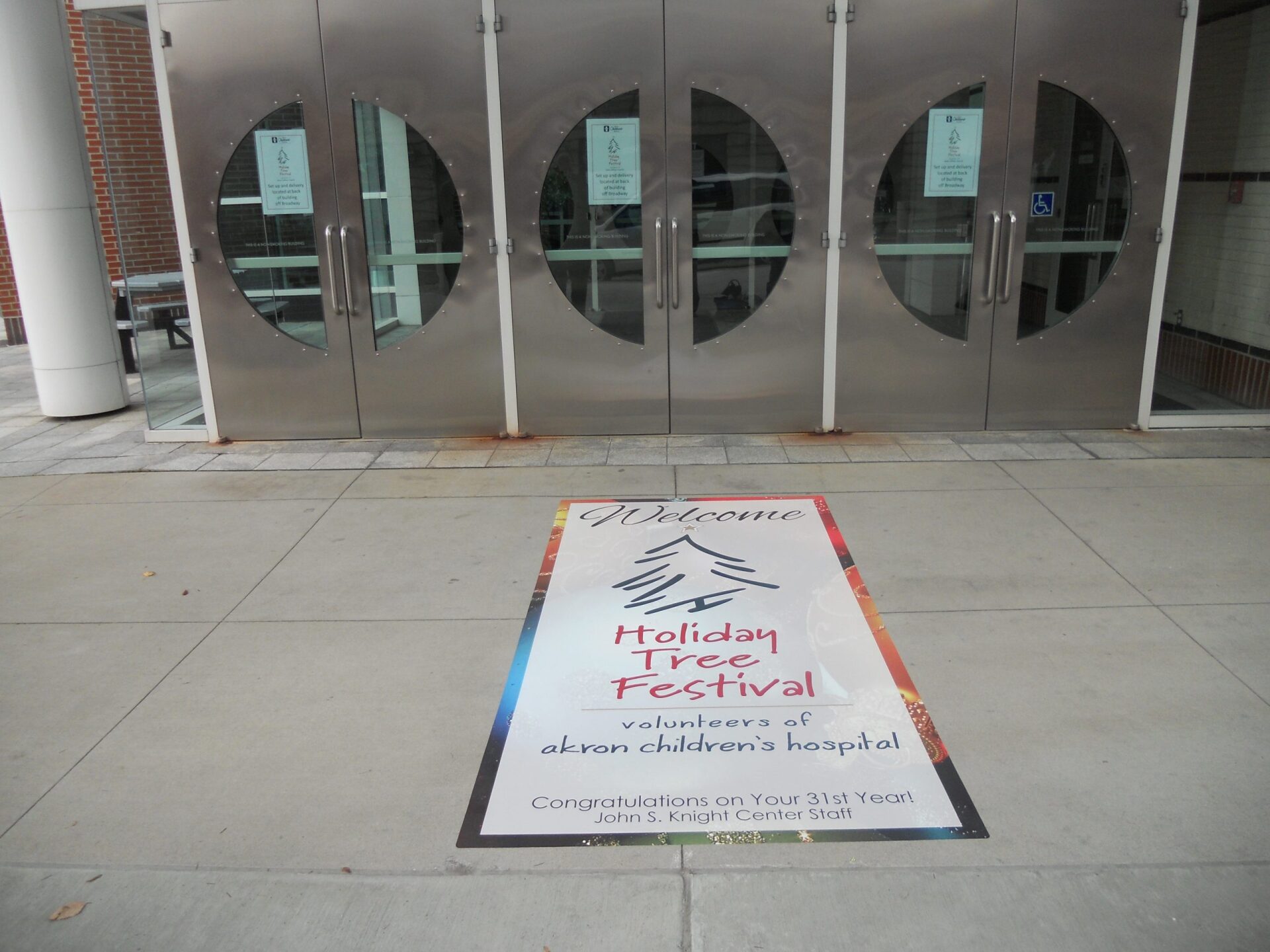 Commercial Retail Signs, Display Signs | Akron OH