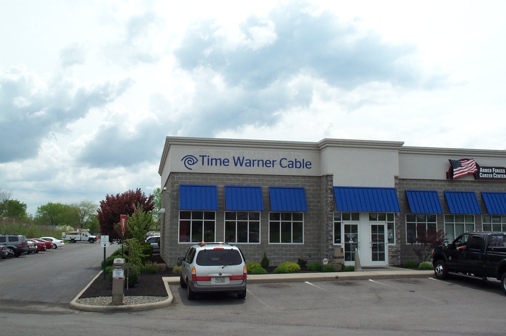 Commercial Retail Signs, Display Signs | Akron OH