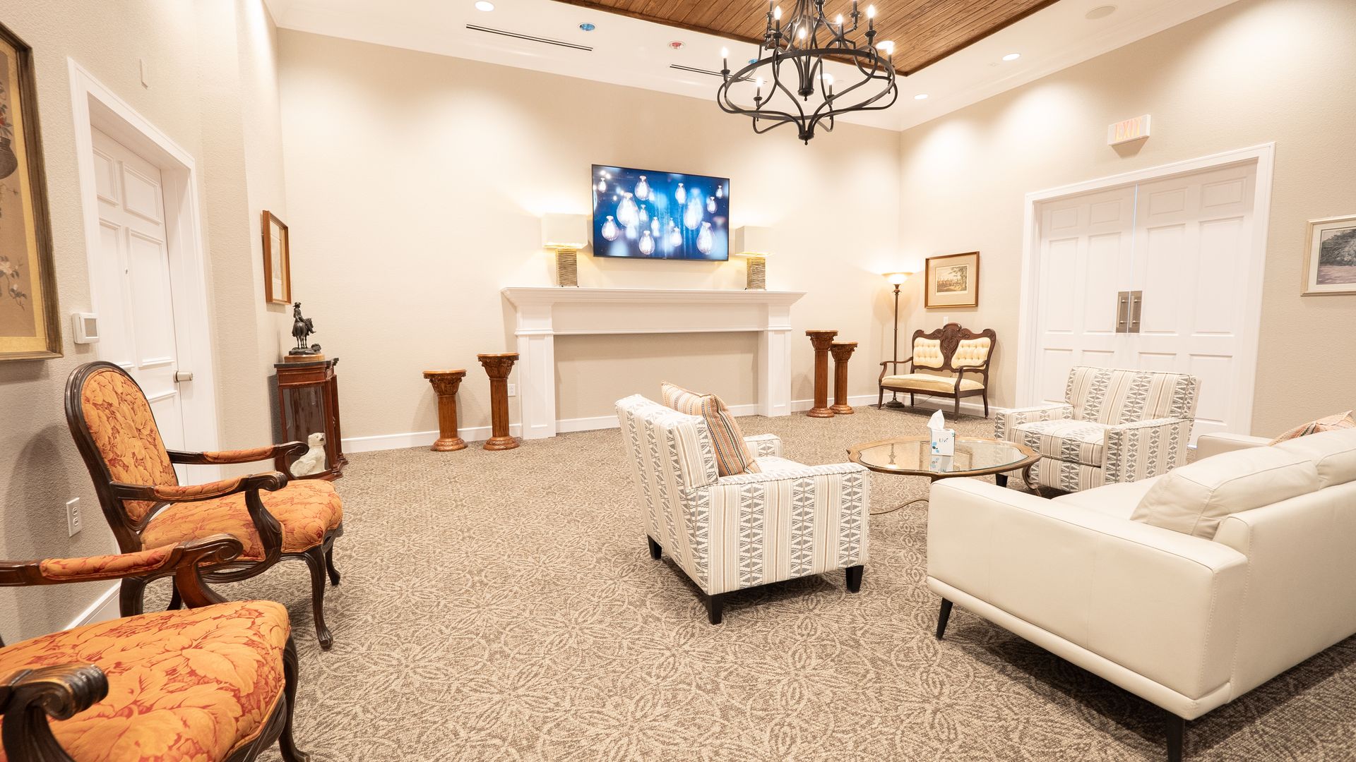 Funeral Home Hurst Texas | Lucas Funeral Homes