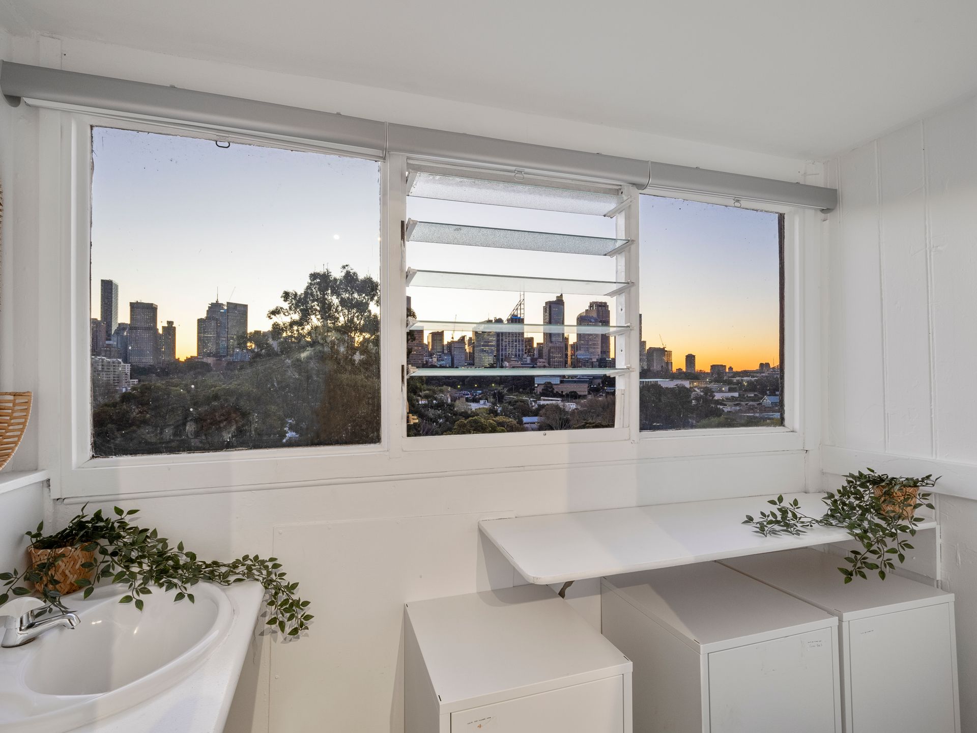 Hotel Group | Azzurro Hotels | Potts Point