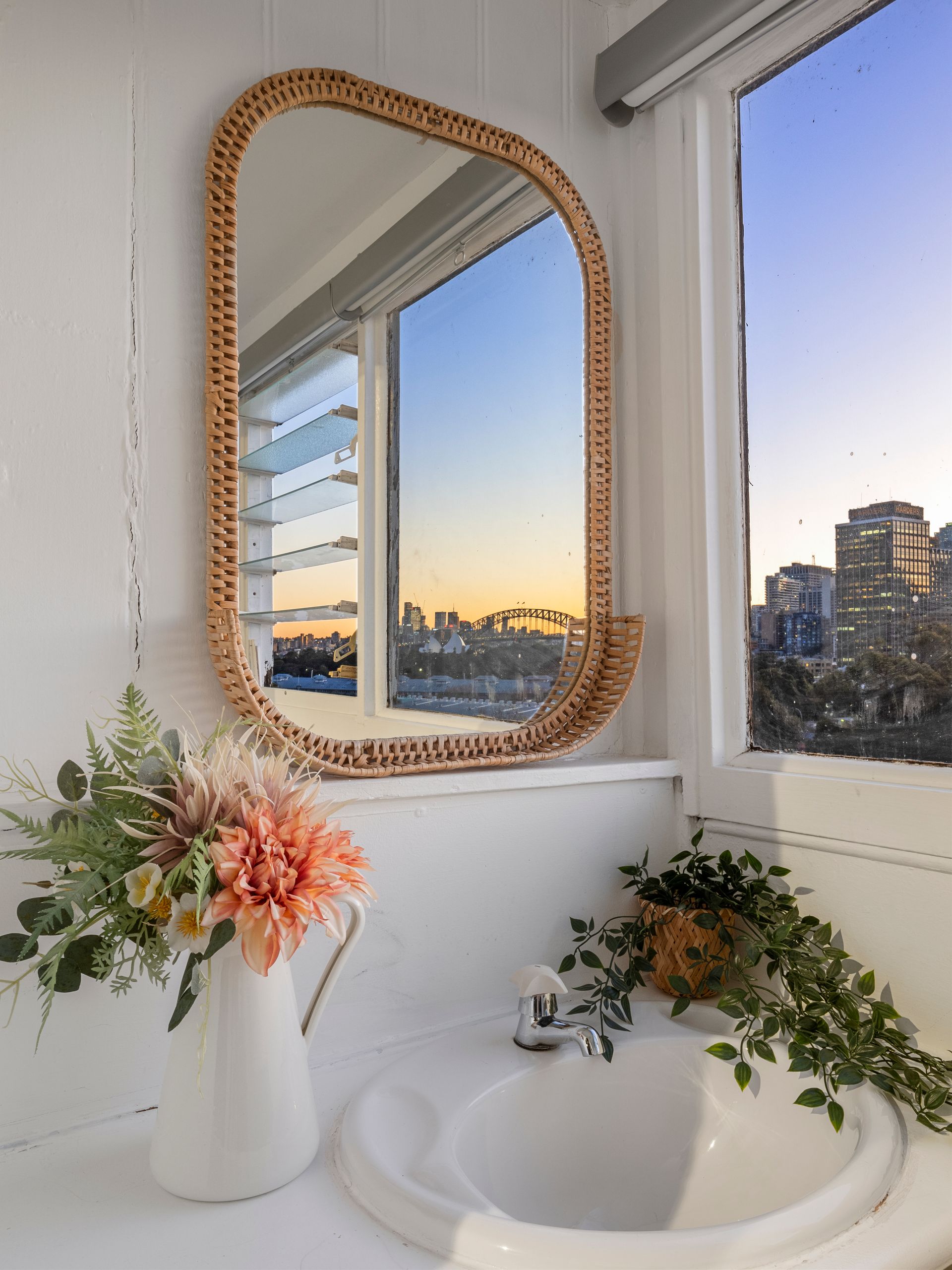 Hotel Group | Azzurro Hotels | Potts Point