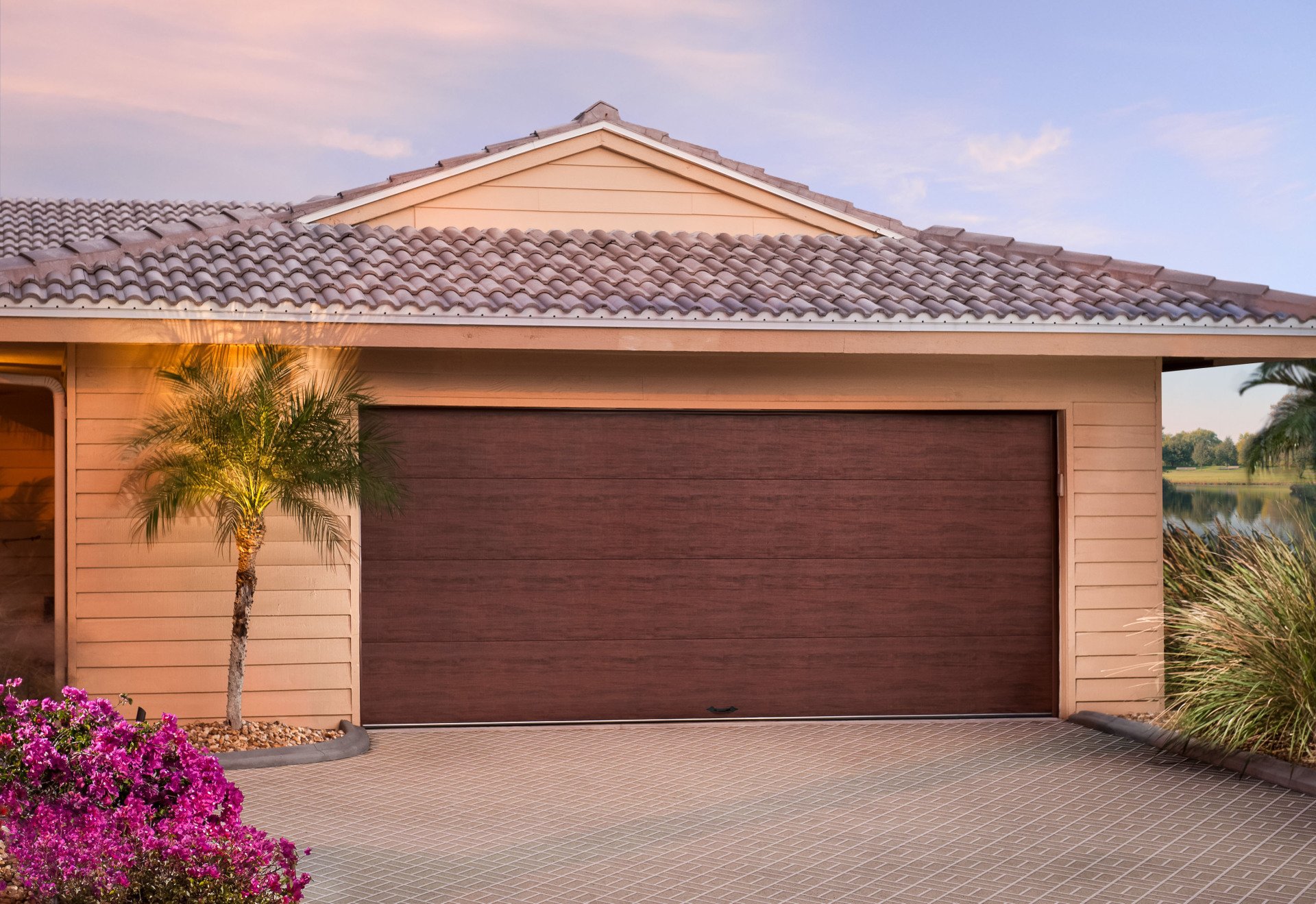 Modern Steel | Universal Doors - Brandon MB 204-729-8252