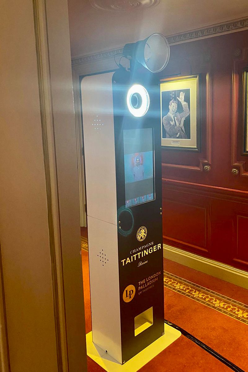 Magic Mirror Photo Booth for Weddings & Corporate Events