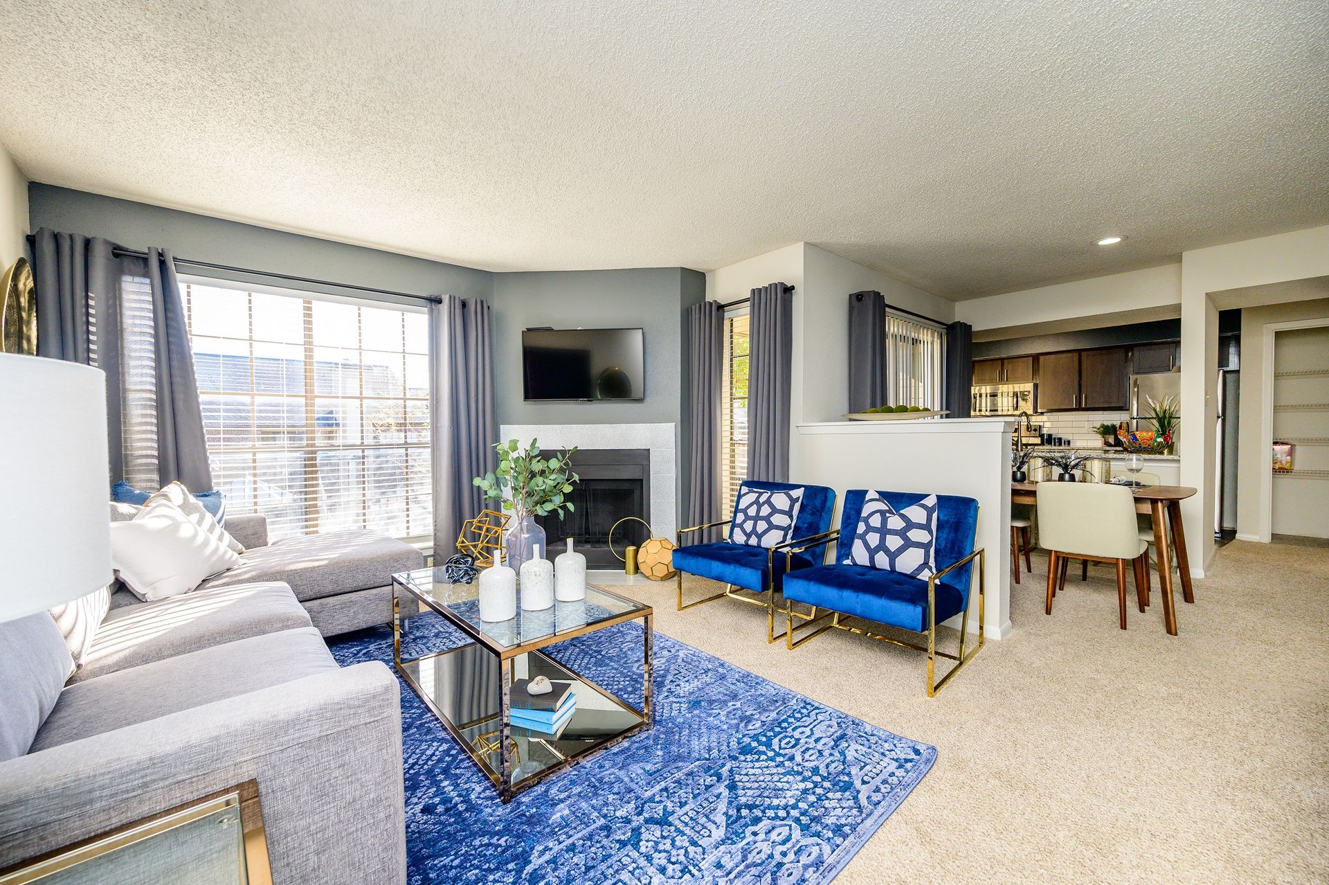 Gallery | Apartments Near AMC Hulen 10
