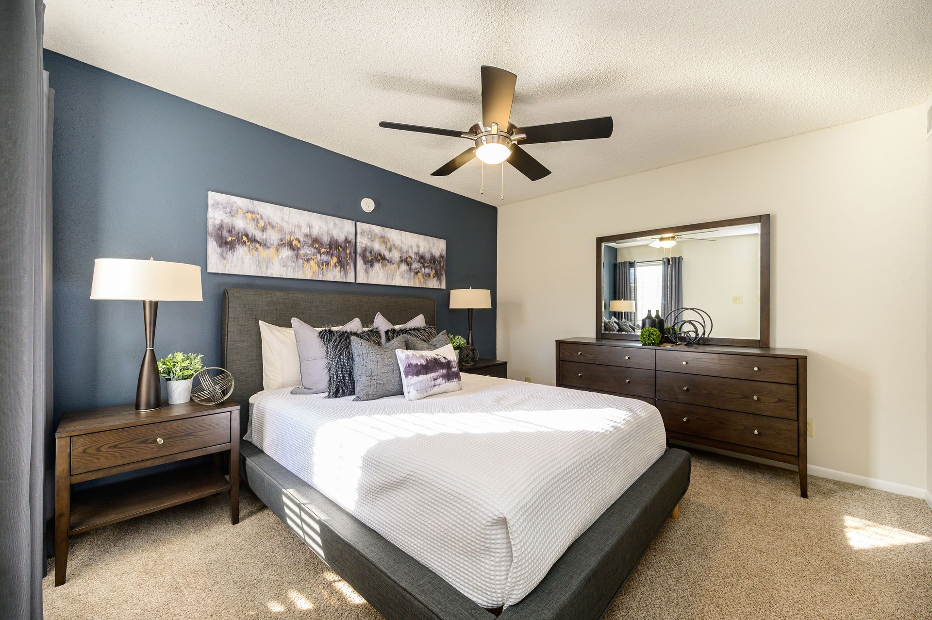 Gallery | Apartments Near AMC Hulen 10
