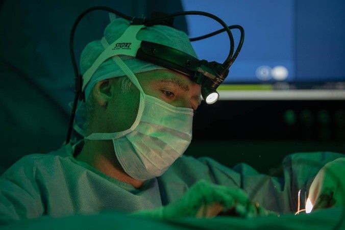 Gero Strauss; Hals, Nase, Ohren, spezielle HNO-OP, Plastische OP ...