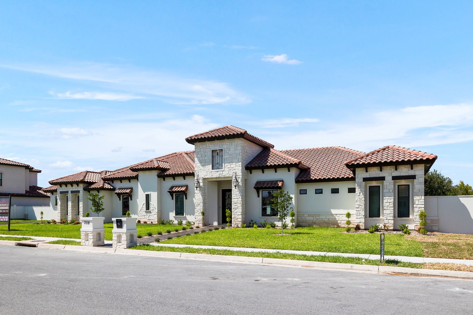 Monarch Homes - RGV Custom Home Builder - Project 8