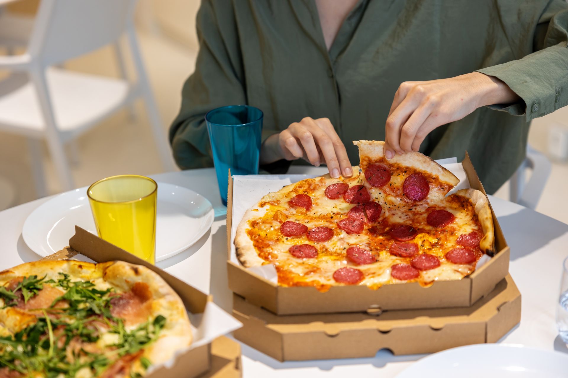 Local Pizzeria, Greek Pizza Restaurant, Customized Pizzas Place ...