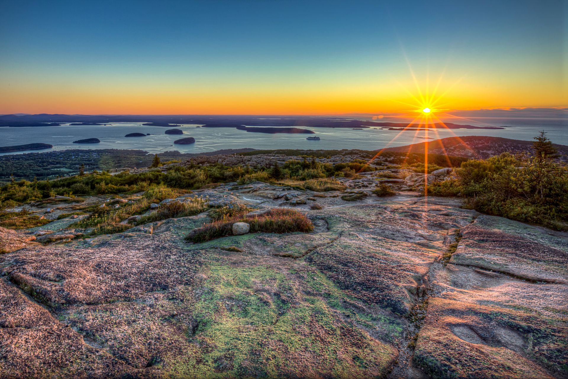 Bar Harbor's Best Attractions - Bar Harbor Cottages and Suites