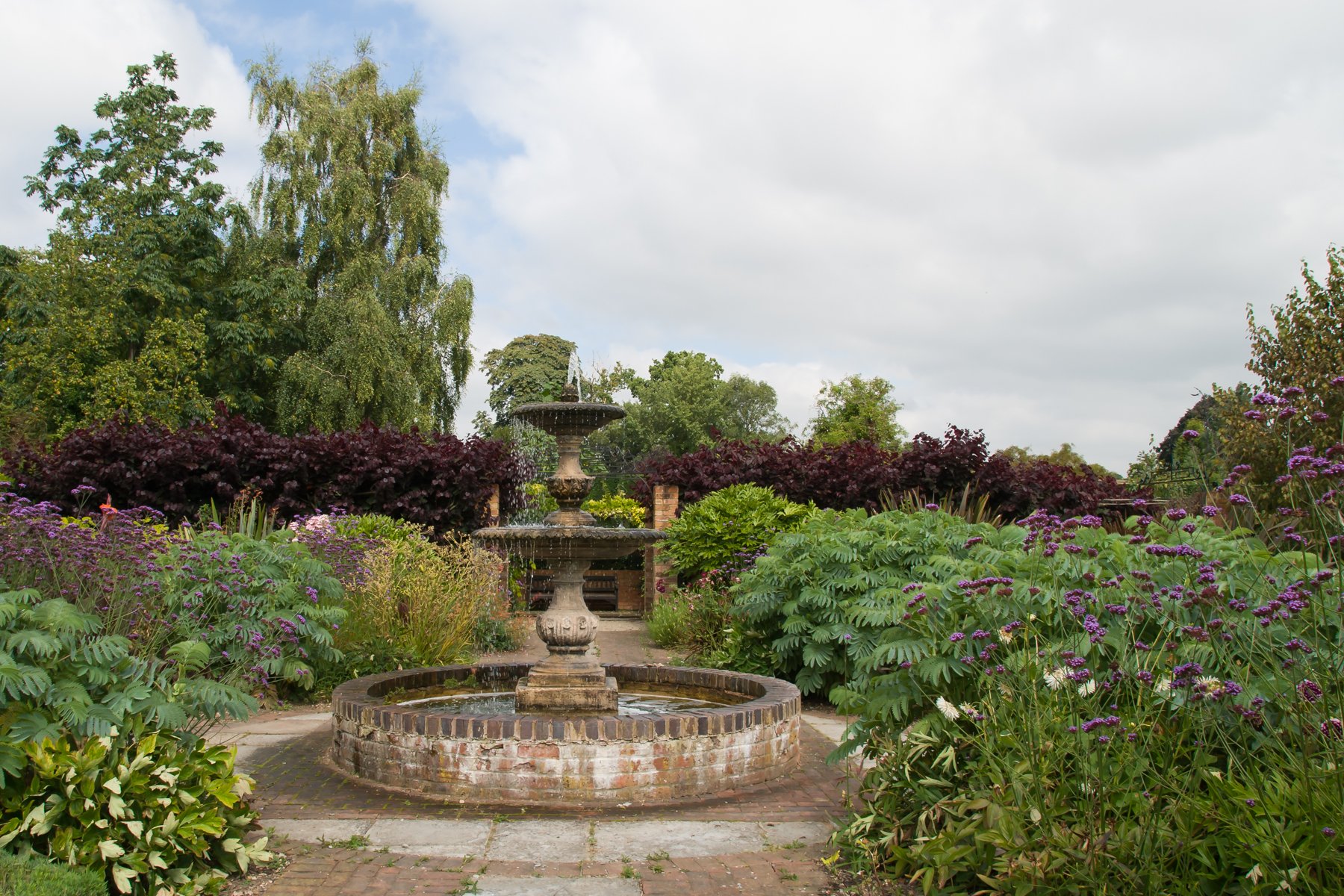 Group Bookings | Spetchley Park Estate | Gardens | Worc