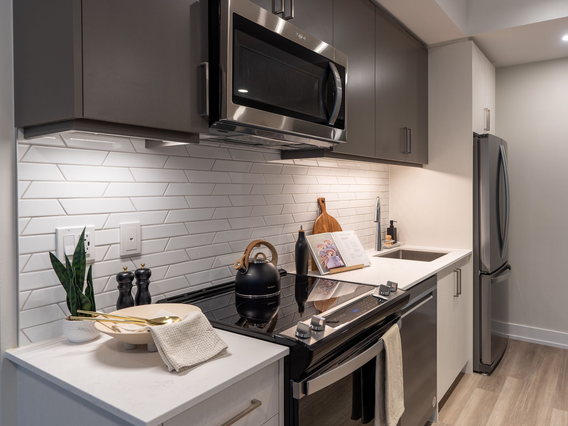 Now Renting Barrie Apartments | Virtual Tours & Photos | Shoreview