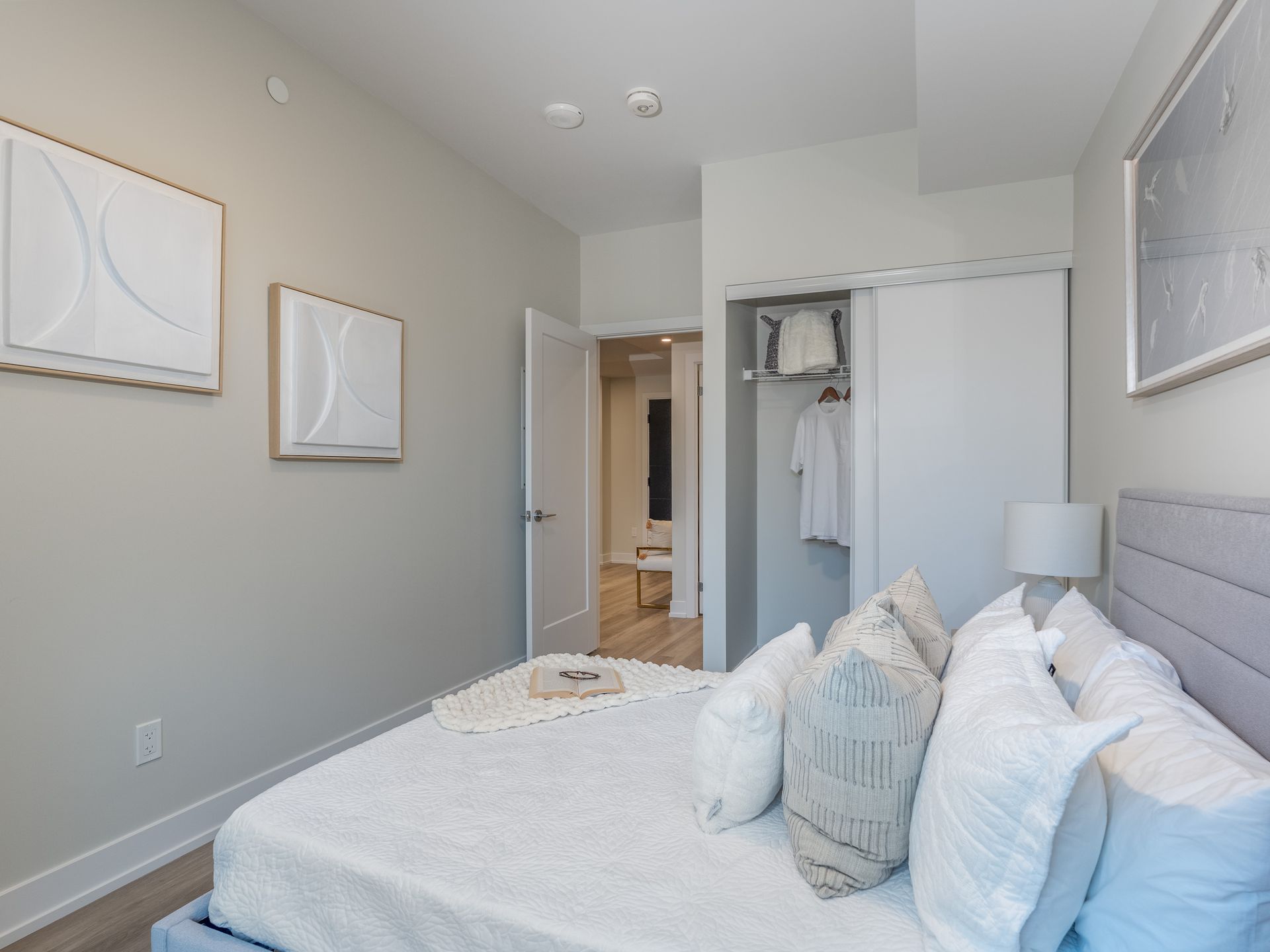 Now Renting Barrie Apartments | Virtual Tours & Photos | Shoreview