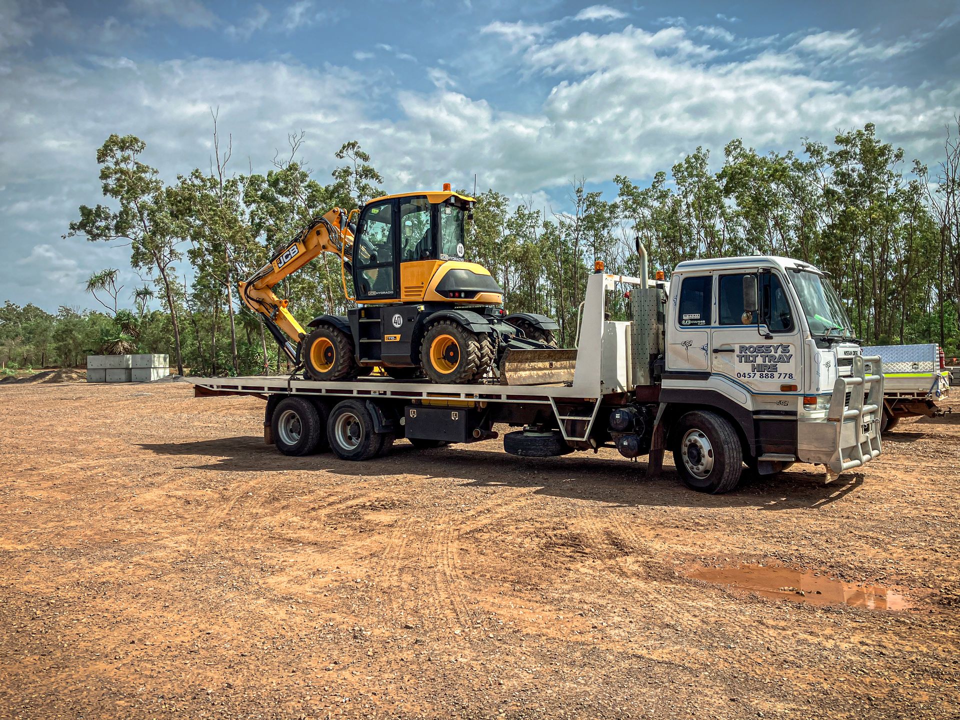 Heavy Transportation in Darwin | Rossy’s Tilt Tray Hire
