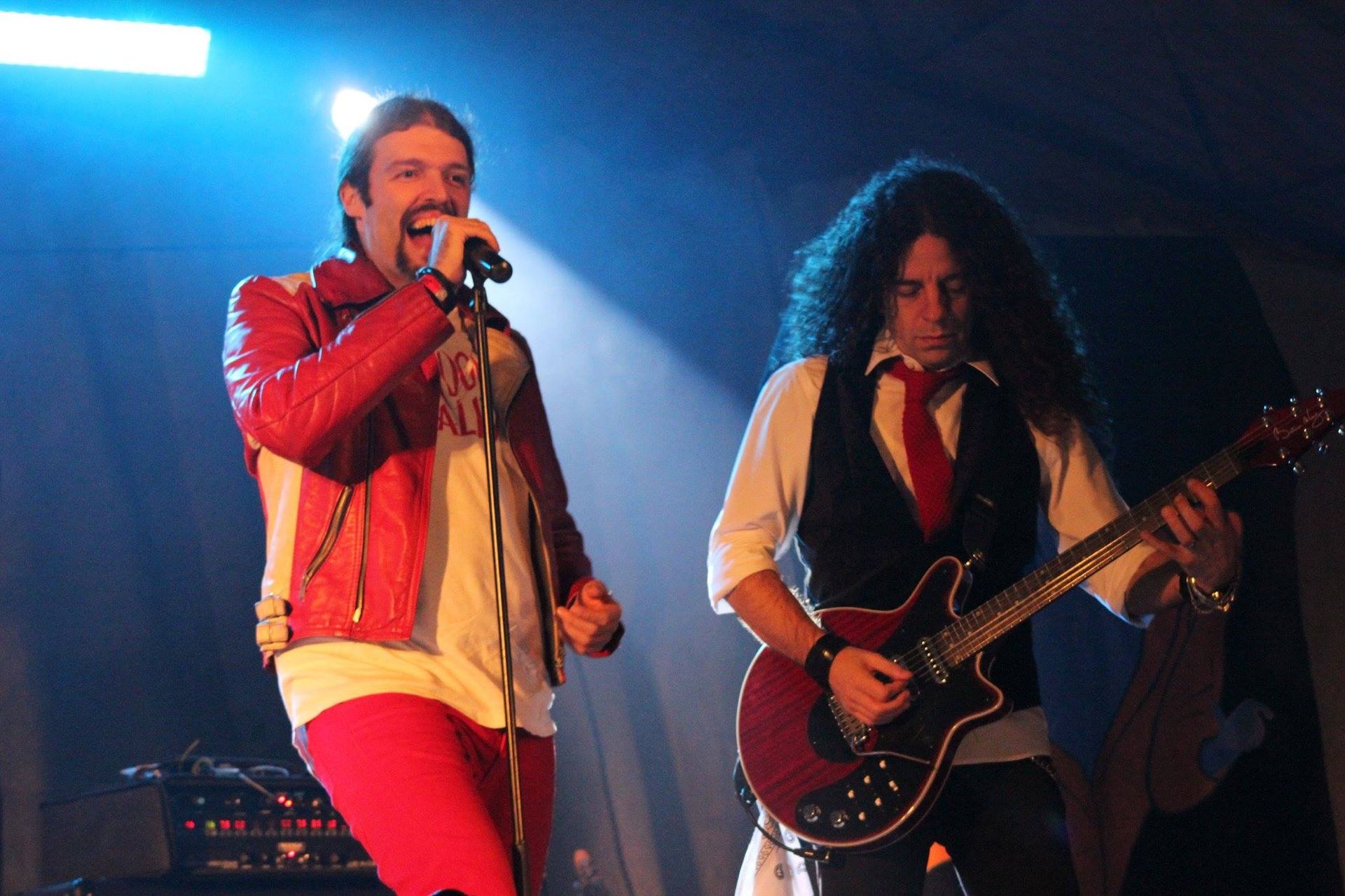 ONE VISION - A Banda Portuguesa de Tributo a QUEEN