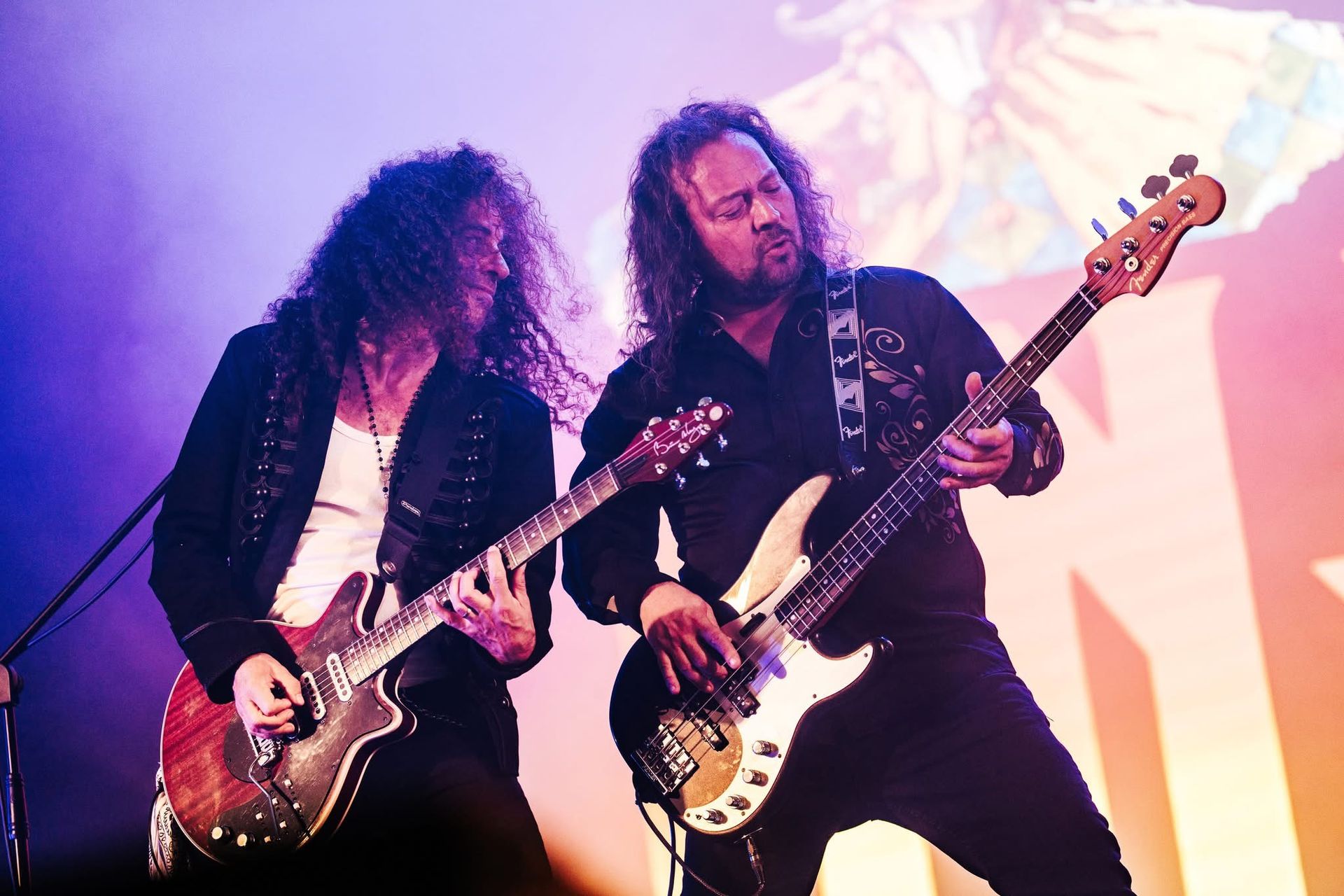 ONE VISION - A Banda Portuguesa de Tributo a QUEEN