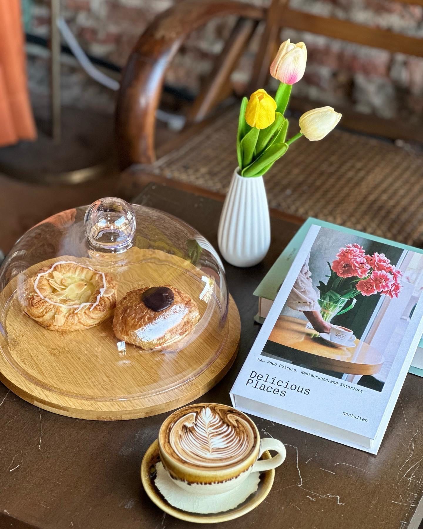 CHULIA COURT MENU - GASTRO PUB WITH UNIQUE MIX OF ITALIAN AND MIDDLE ...