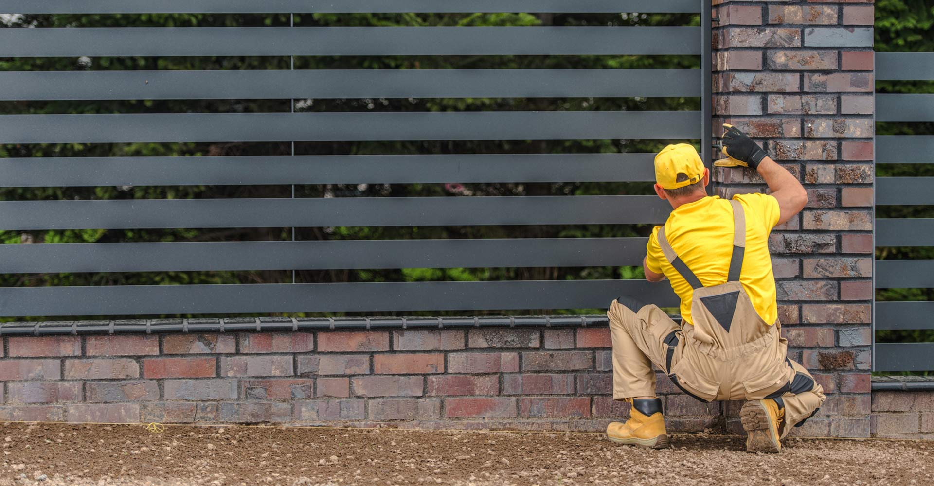 Home | Adjacent Fencing