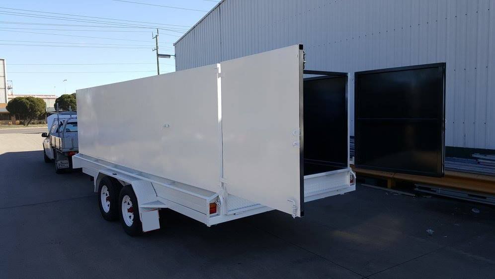 Western Trailer Photo Gallery